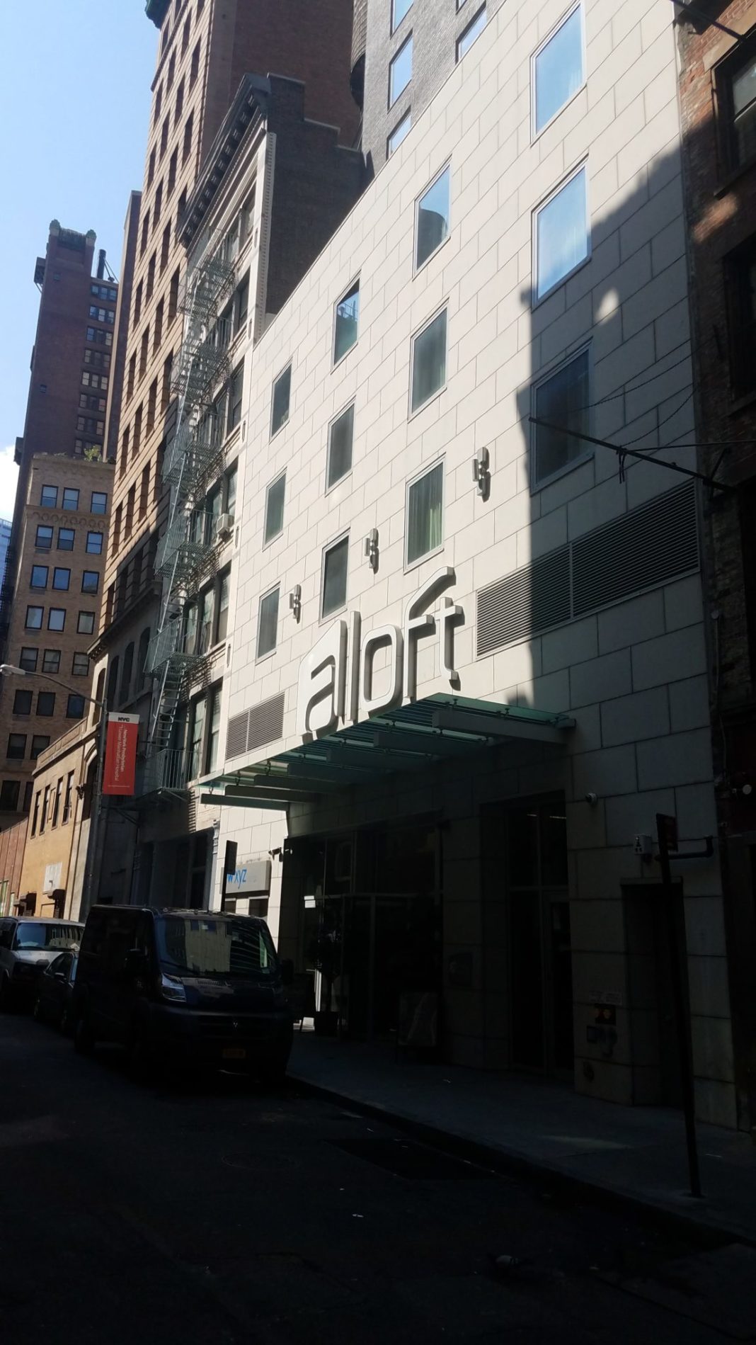 Aloft Manhattan Downtown Hotel Review: Happy Hours